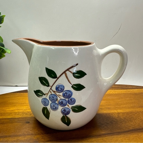 Stangl | Accents | Vintage Stangl Pottery Dinnerware Blueberry Milk ...